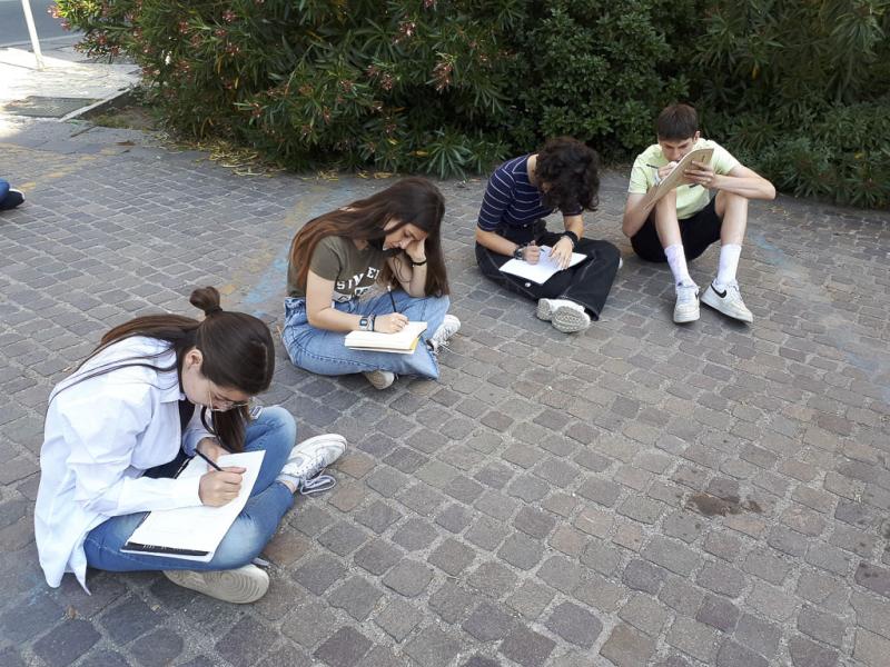 Scuola Campostrini - Disegno a mano libera